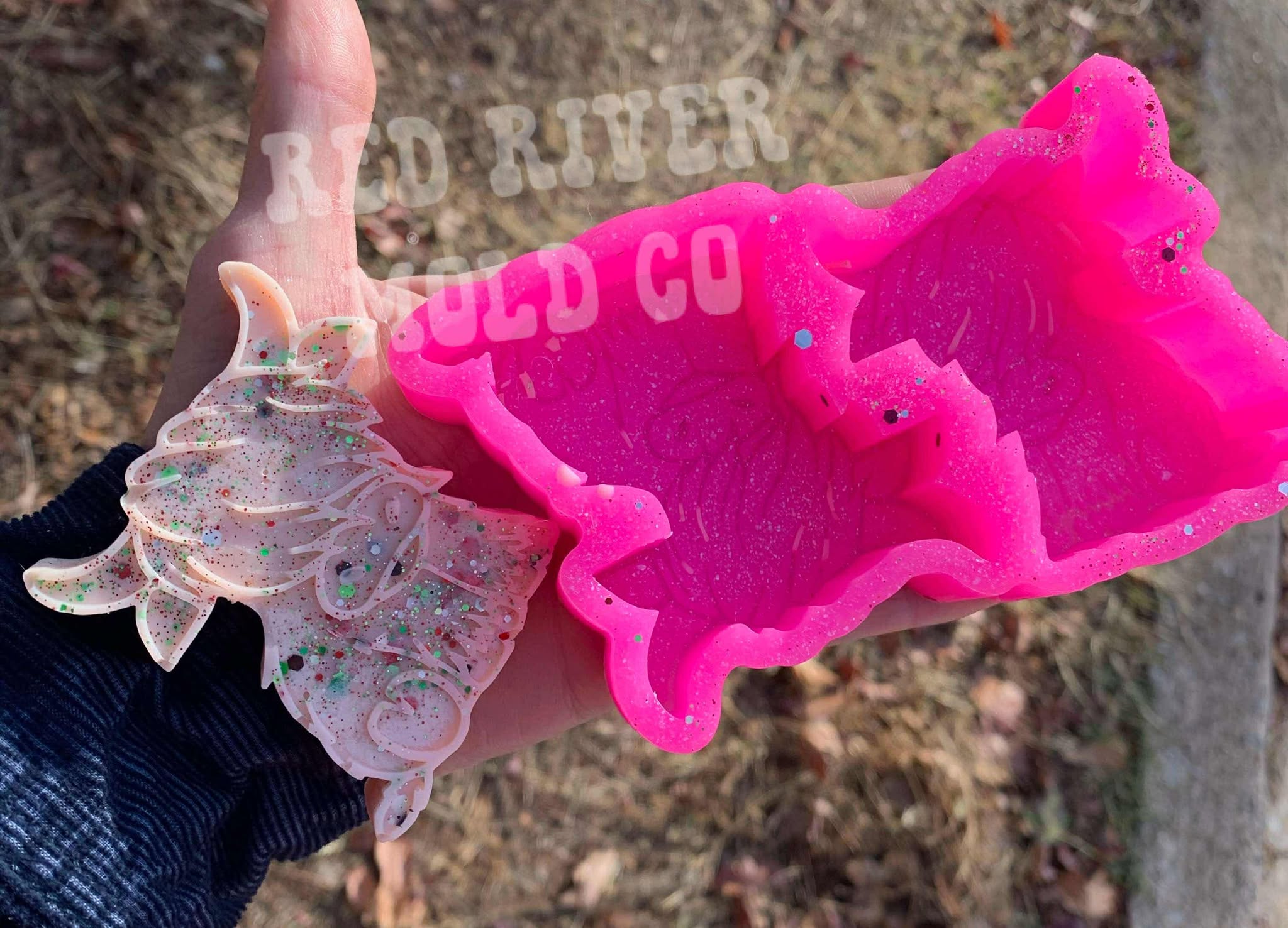 Highland Cow Double Vent/ Wax Melt Silicone Freshie Mold – Red River ...